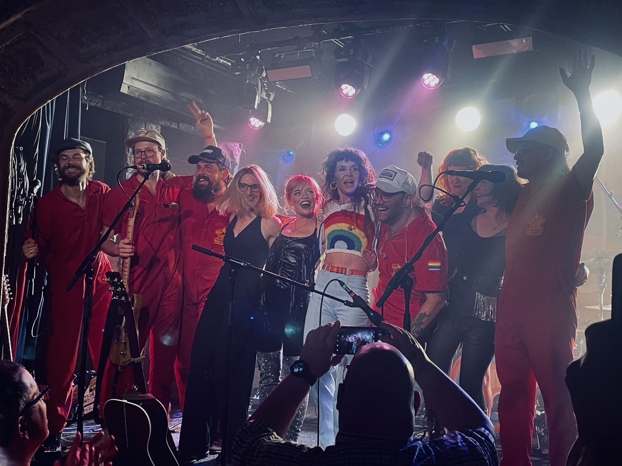 6 reasons why seeing Fanny Lumsden and The Prawn Stars live is a must ...