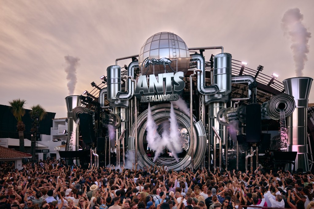Sydney-based DJs DARKHORSE & Grouse win a globally famous competition ...